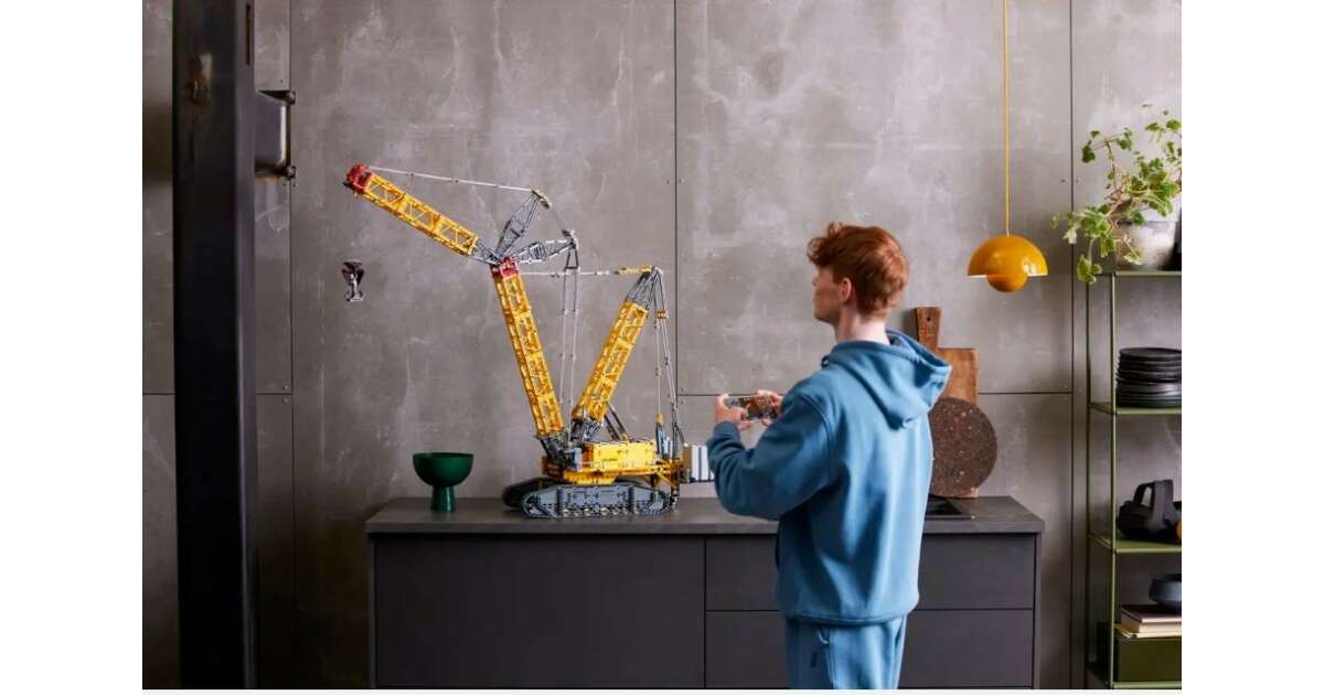 LEGO Technic Liebherr LR 13000 Lánctaplas Daru - 2883 elem | Pepita.hu