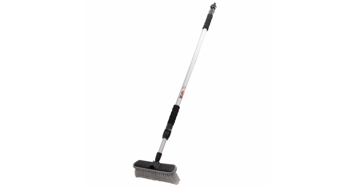 Waschbürste mit Teleskopstiel und Wasseranschluss von Kamar | Pepita.com