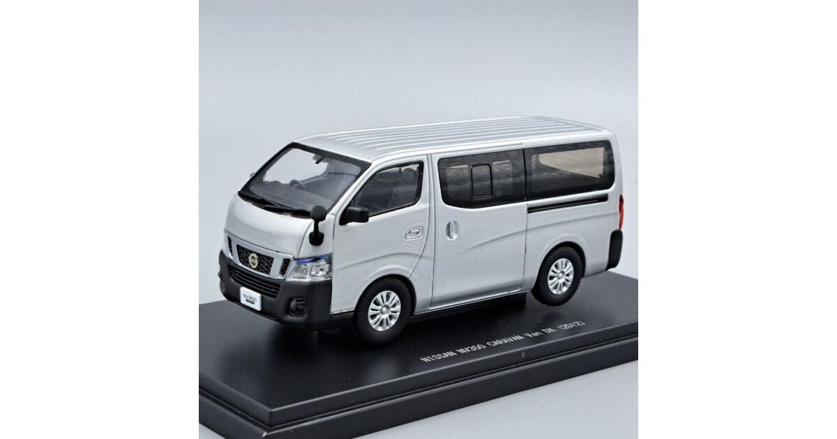 Nissan NV350 Caravan Van DX 2012 1:43 | Pepita.hu