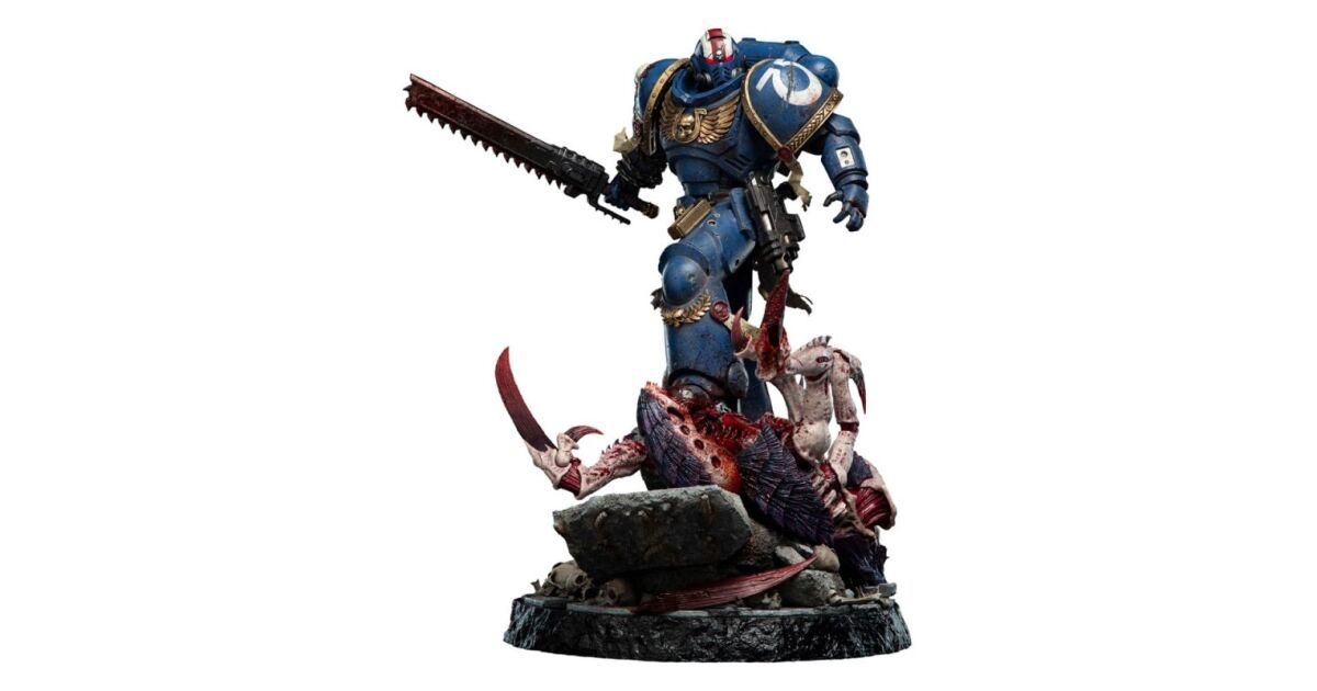 Warhammer 40 000: Space Marine 2 szobor 1/6 Liutenant Titus Limited ...