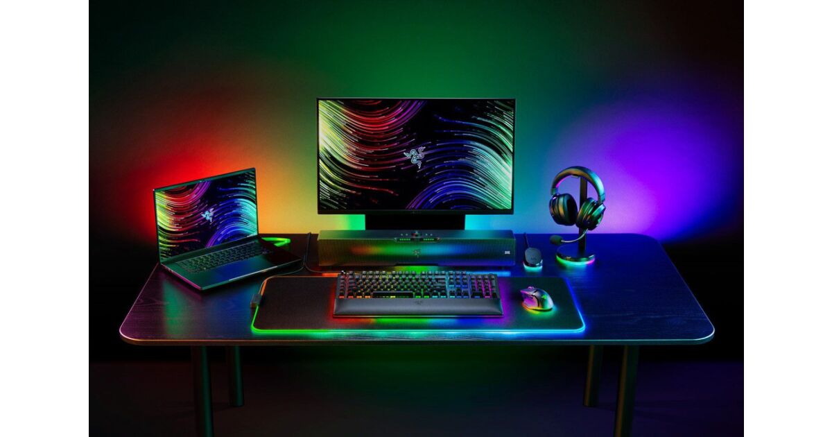 Razer BlackWidow V4 Pro Green Switch Keyboard Black UK | Pepita.hu