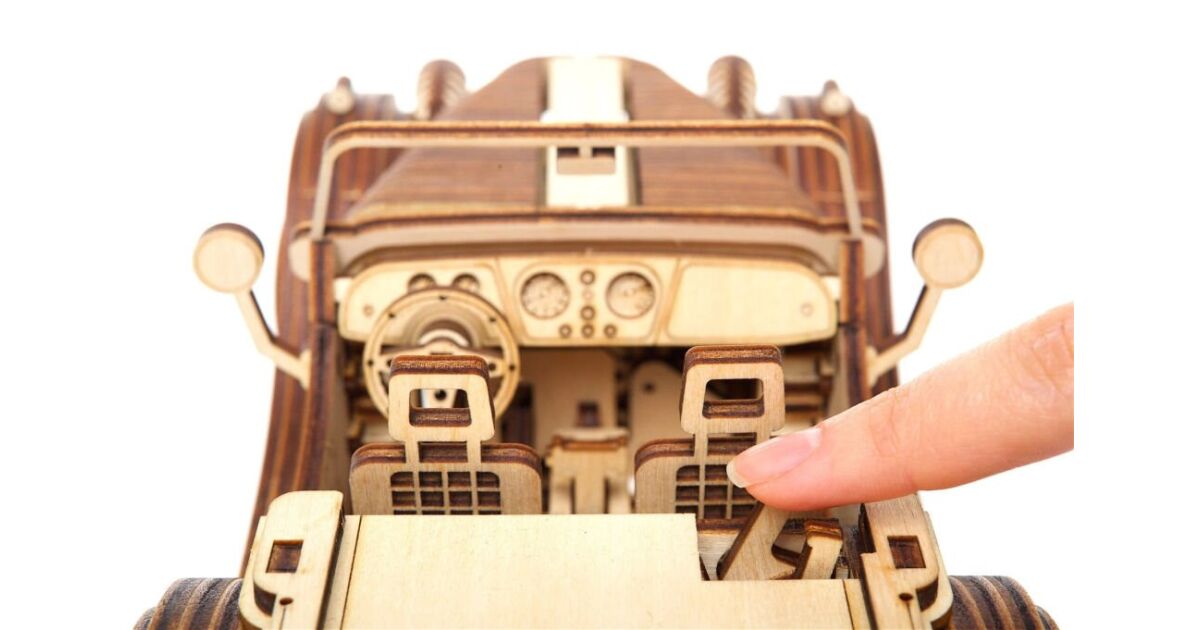 Ugears játék - 3D fa mechanikus kirakós VM-01 Autó (roadster) | Pepita.hu