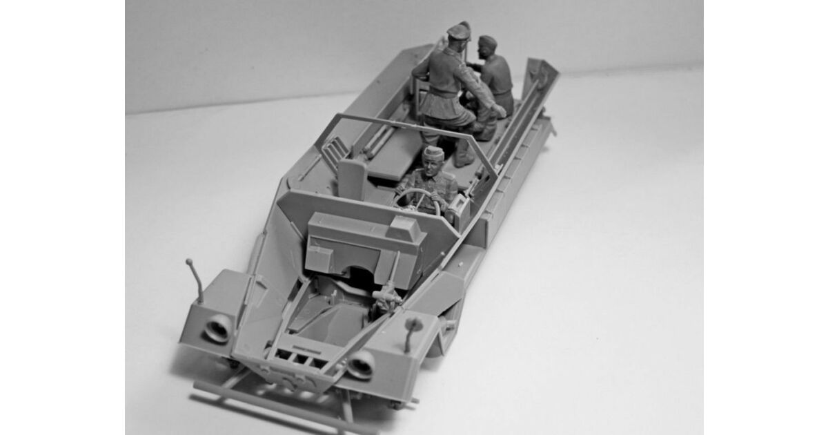 ICM Sd.Kfz.251/6 Ausf.A with Crew, Limited 1:35 (35104) | Pepita.hu