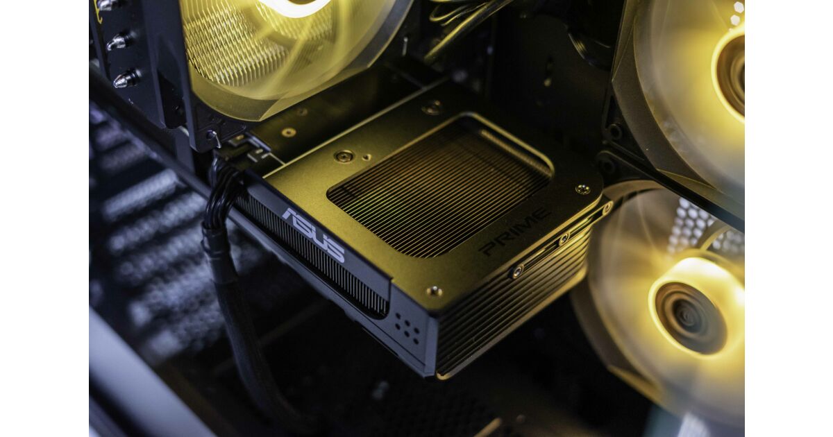 Imperium Ryzen 7 X-BLADE TiTAN RTX PC - Ryzen 7-5700X, 32GB RAM, 1TB ...