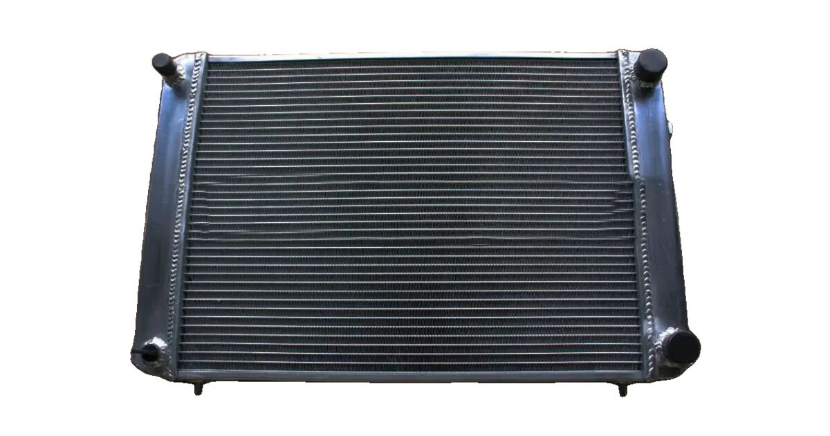 Triumph TR7 Aluminum Radiator, Optimized Cooling Efficiency ...