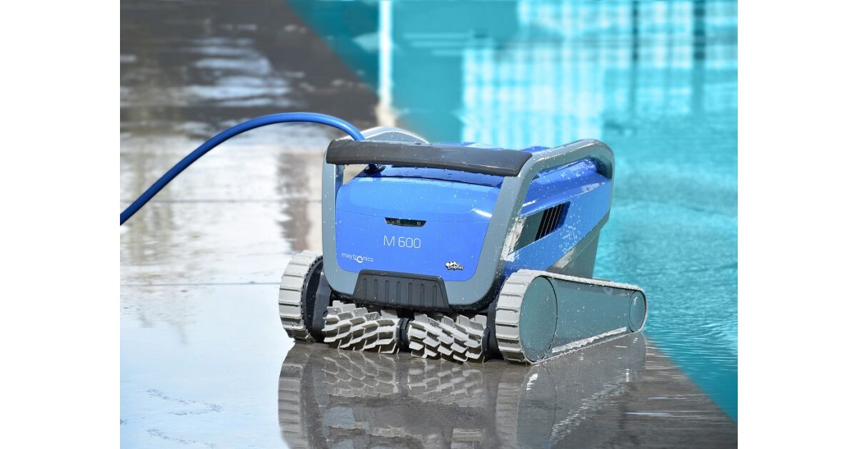 Maytronics Dolphin M600 automata vízalatti medence porszívó robot ...