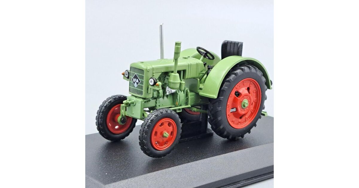 IFA RS 04/30 1953 Traktor modell 1:43 | Pepita.hu