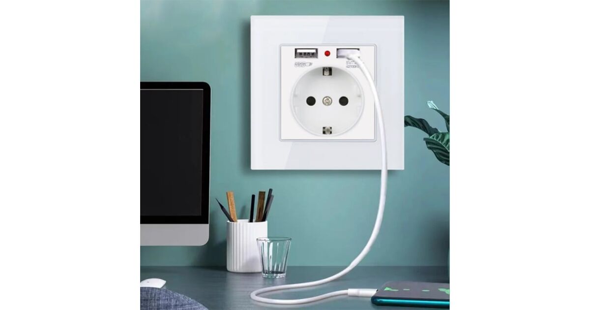 Techstar® TS-PC Wall Socket with 2 USB Ports, 110-250V, 16A, Fire ...