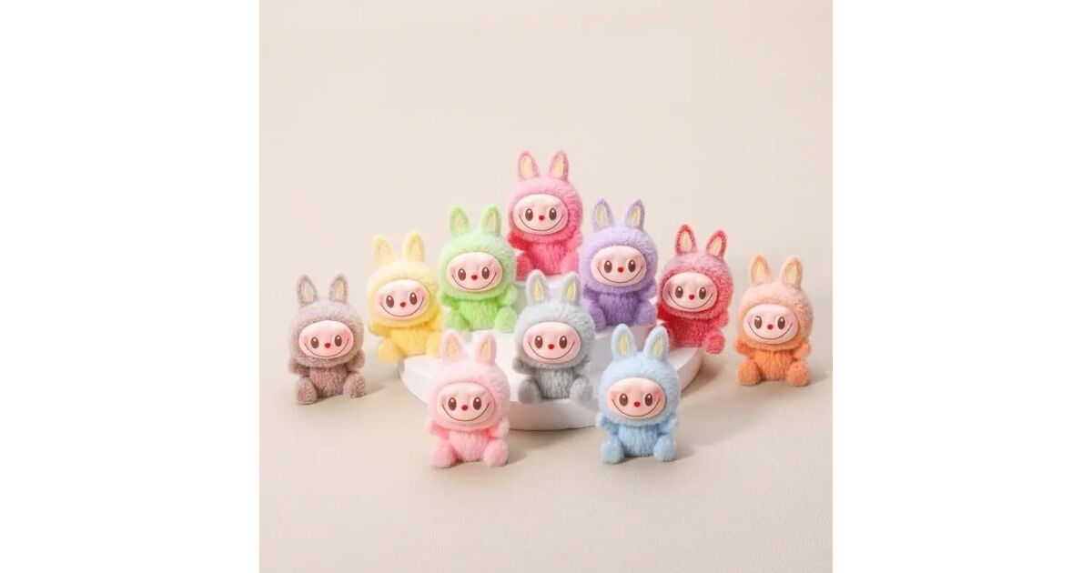 Pop Mart Mini Labubu Plüssfigura - 4 cm | Pepita.hu