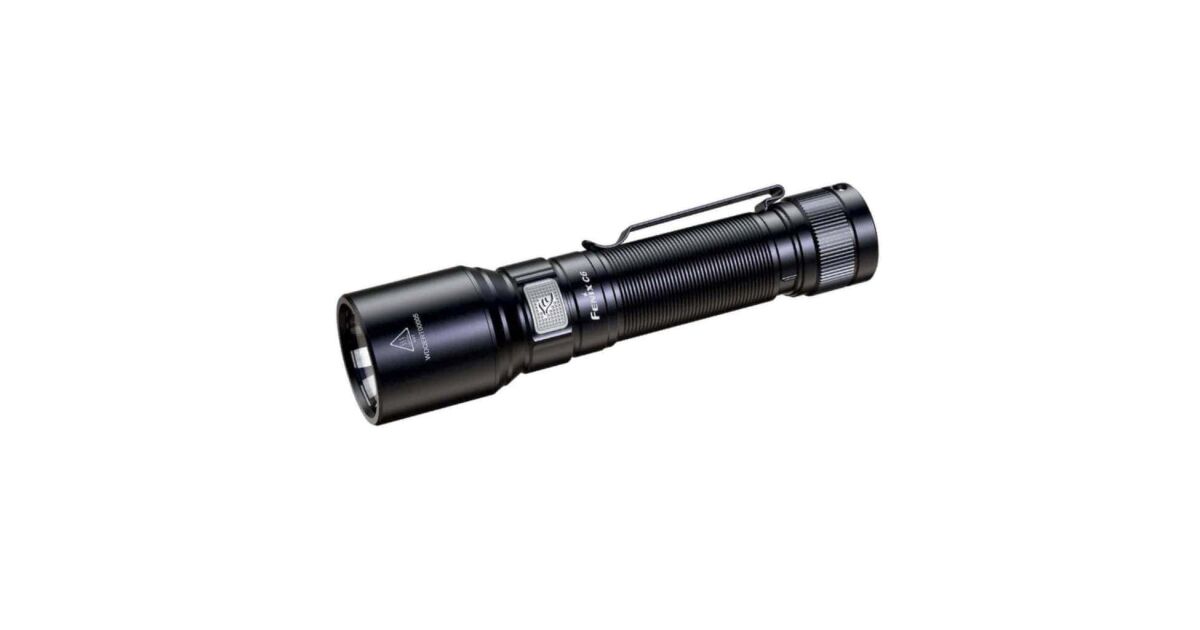 Latarka LED Fenix C6 V3.0, 1500 lumenów, 300 metrów, IP68 | Pepita.com