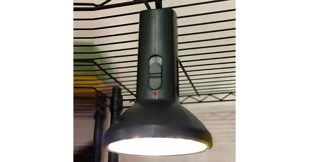 Újratölthető napelemes LED kézi lámpa – hordozható és energiatakarékos ...