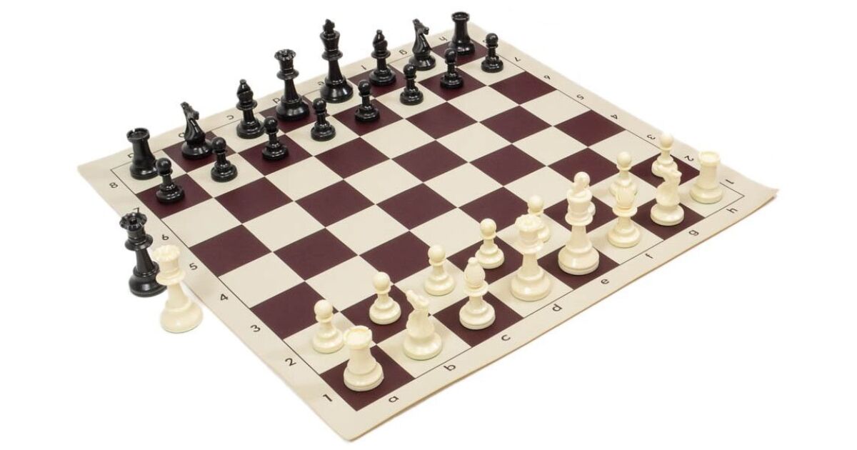 Sakkkészlet - műanyag bábuk DCP03G (96 mm-es király) + feltekert ...