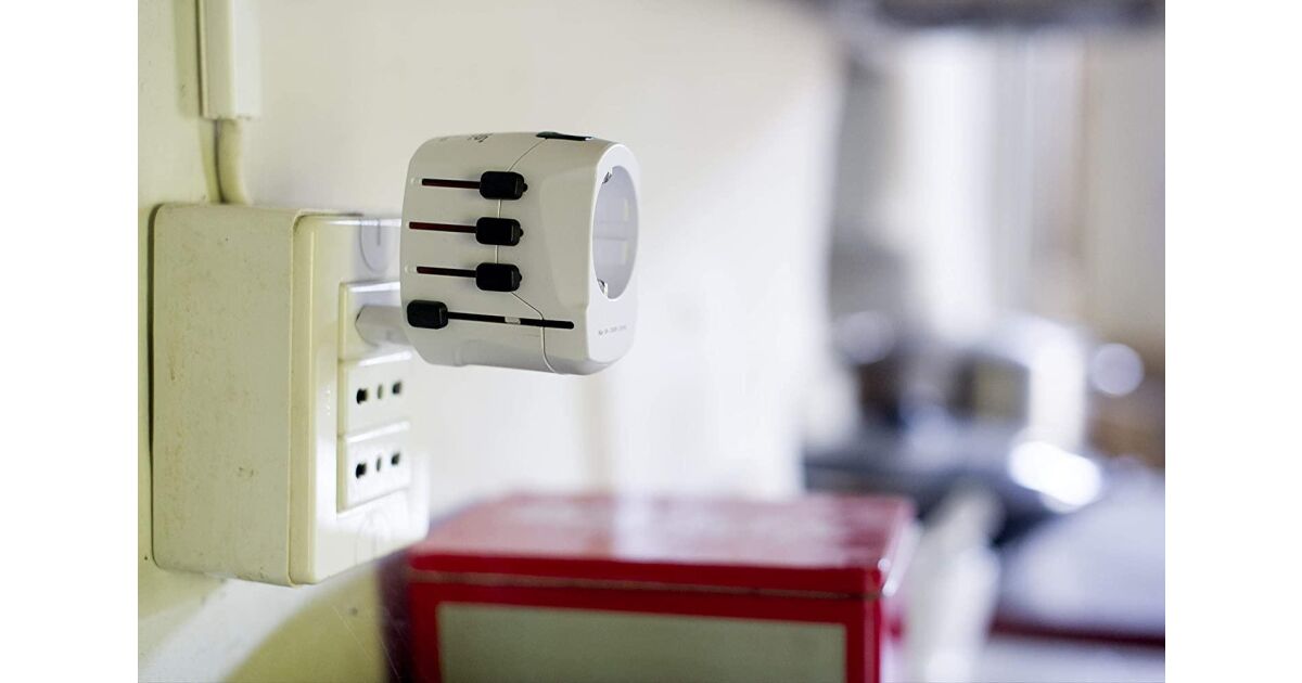 Skross PRO World utazóadapter | Pepita.hu