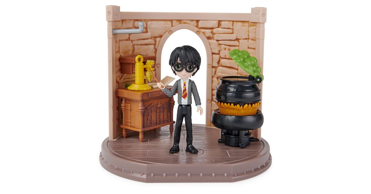 HARRY POTTER WIZARDING WORLD MAGICAL SALA DE CLASA MINIS POTIUNI HARRY ...