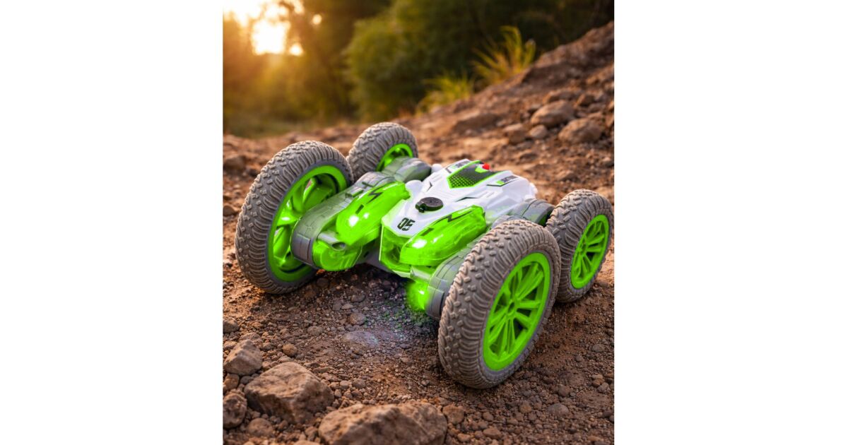 Remote Controlled Stunt Car RC Lights Smoke Drift 360° Green | Pepita.hu