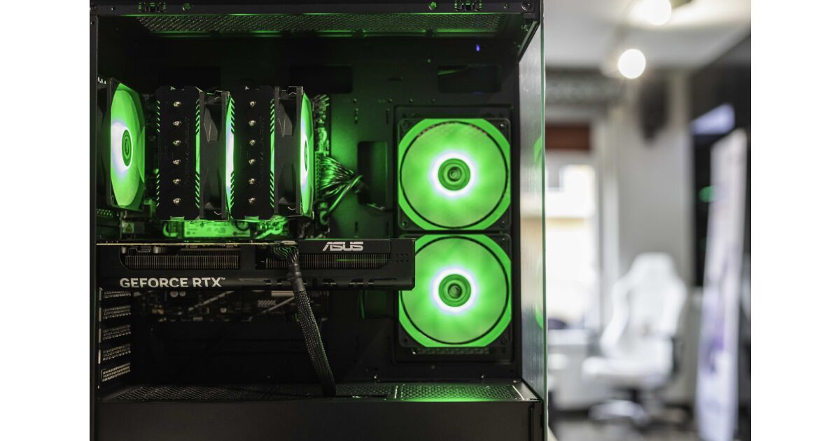 Imperium Core ULTRA 5 BLADE RTX MAX PC - Ultra 5 225F, 16GB RAM, 1TB ...