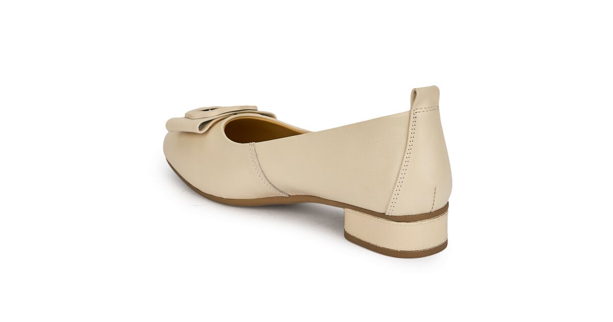 Pantofi dama din piele naturala crem cu toc mic 2.5 cm 19366 - 36 ...