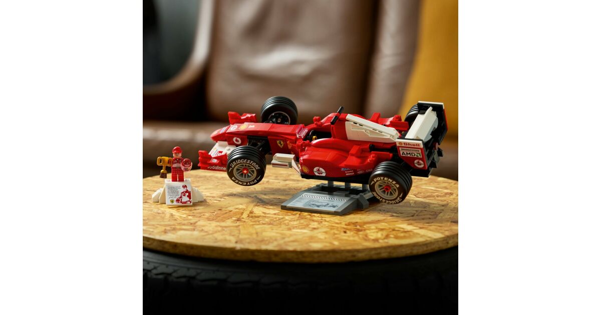 LEGO® Icons 11375 Ferrari F2004 és Michael Schumacher | Pepita.hu