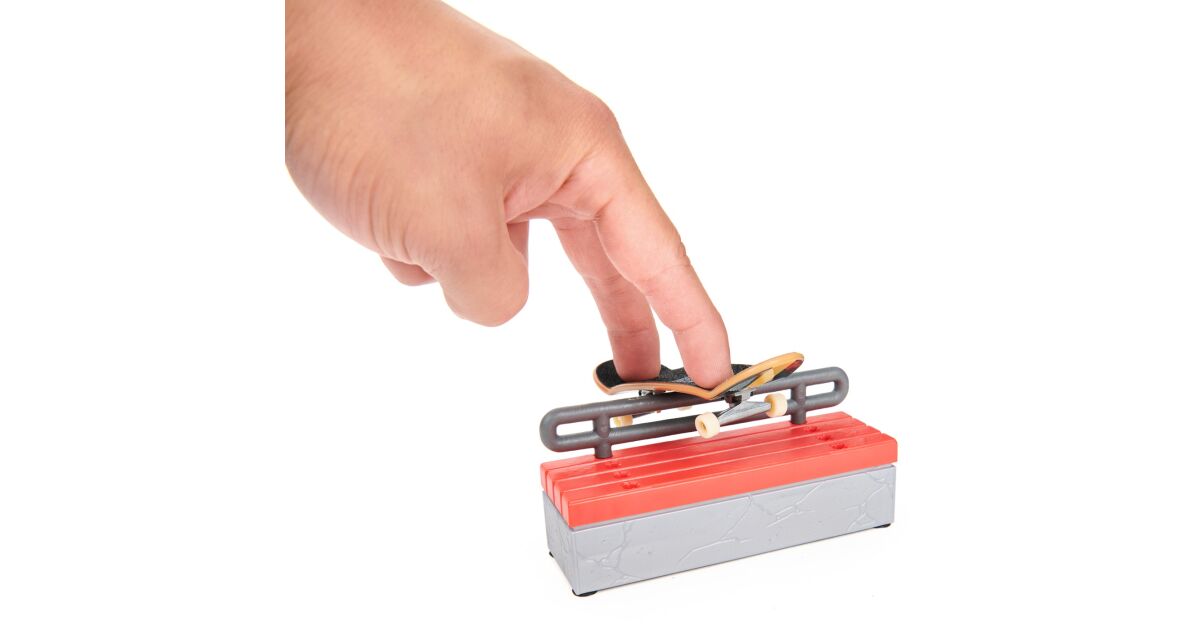 TECH DECK SET MIT HINDERNIS FINGERBOARD JAMES | Pepita.com