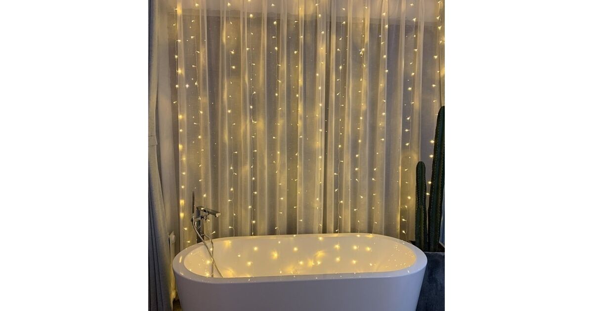 Instalatie Craciun, Tip Perdea, IP44, 2 m x 2 m, 240 LED-uri, Alb cald ...