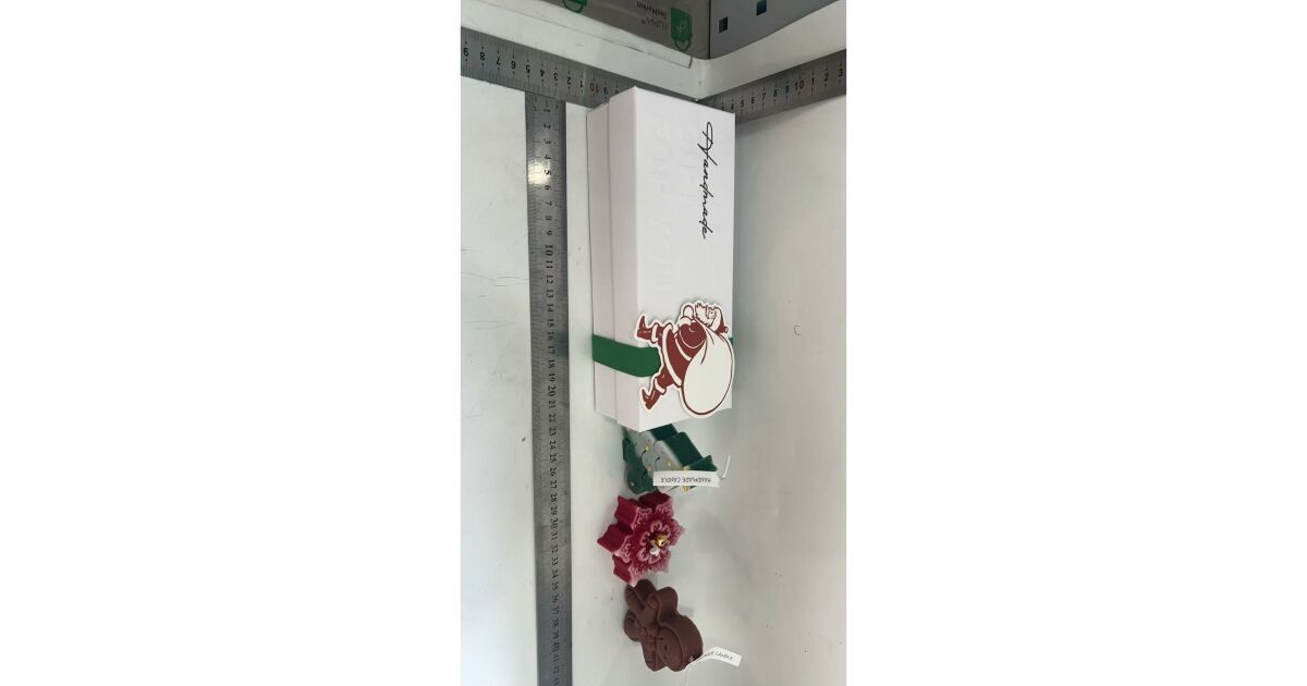 Lumanari Parfumate de Craciun, Alista Home, GIFT BOX din 3 Lumanari din ...