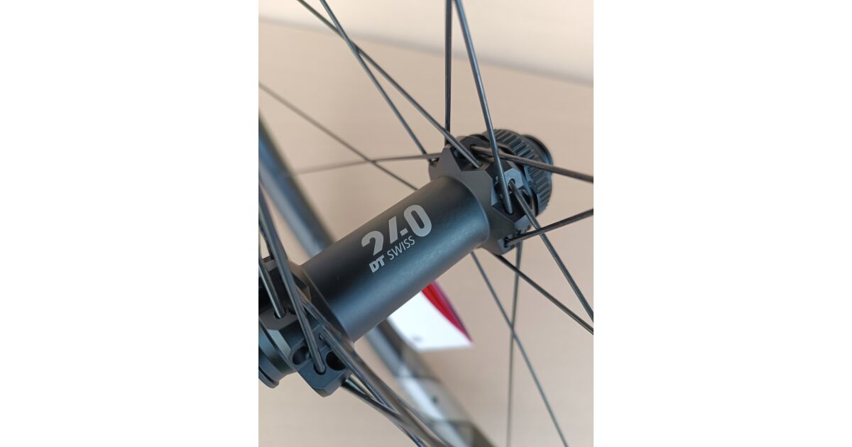 Első kerék: DT Swiss EXC 1501 SPLINE ONE 30 27.5 CL 15/110mm Enduro 28H ...