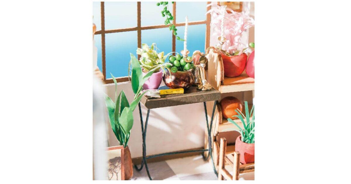 Rolife - Emily’s Flower Shop DIY miniatűr házikó (DG145) | Pepita.hu