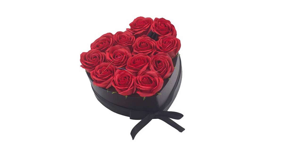 Piros rózsa szív alakú díszdobozban | Pepita.hu