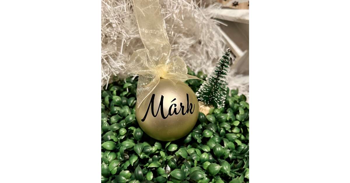 Egyedi feliratkozású fenyőfa dísz gömb 6 cm - arany | Pepita.hu