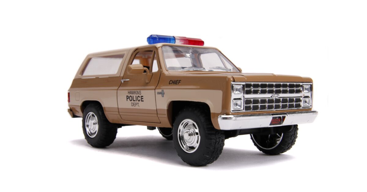 METALICKÝ MODEL 1980 CHEVY POLICE K5 V MIERKE 1:24 | Pepita.com