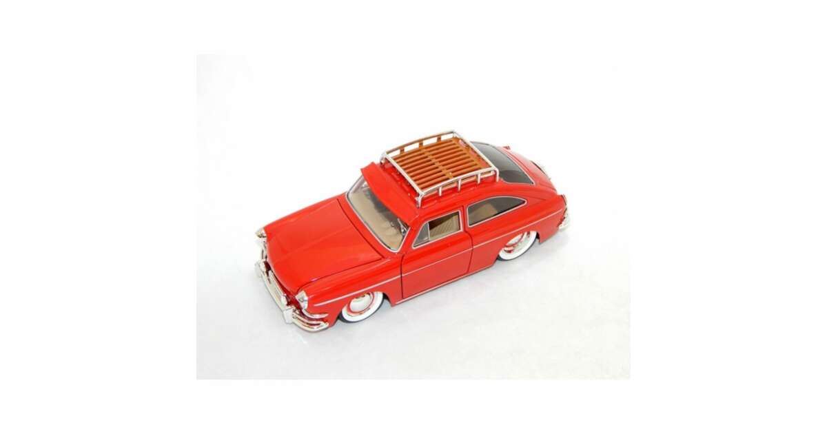 Volkswagen 1600 TL Fastback piros modell autó 1:24 | Pepita.hu