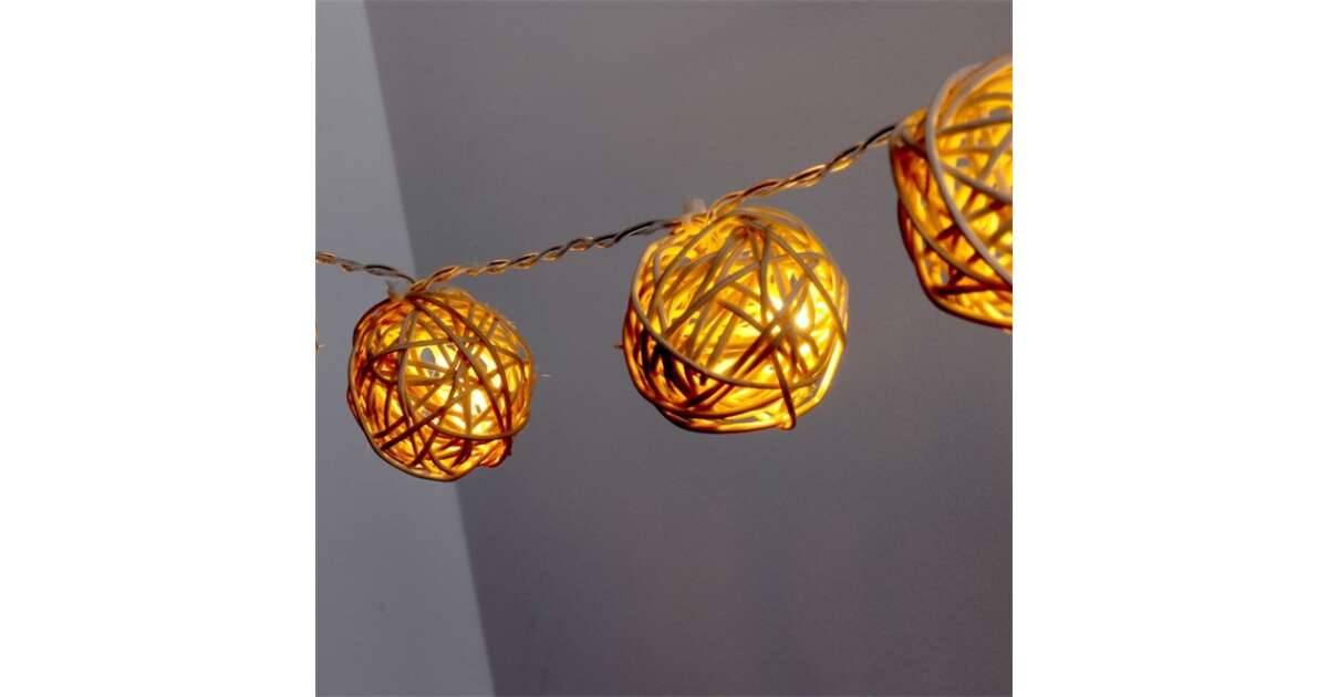 Iris Gömb alakú fonott/rattan/1,5m/meleg fehér/10db LED-es/3xAA elemes ...