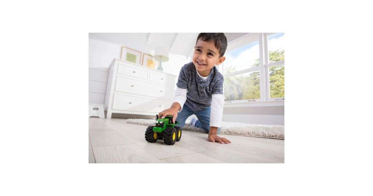 John Deere: Traktor fény- és hanghatásokkal | Pepita.hu