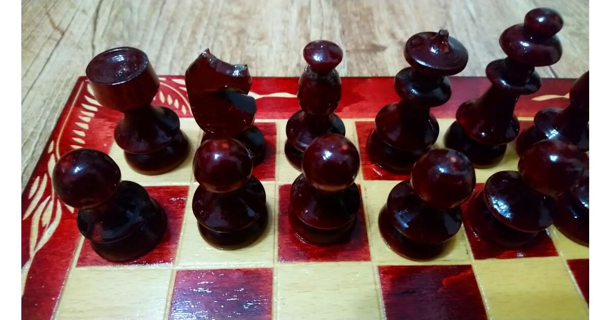 Fa sakk készlet 32x32 cm sakk tábla doboz klaszikus sakkfigura ...